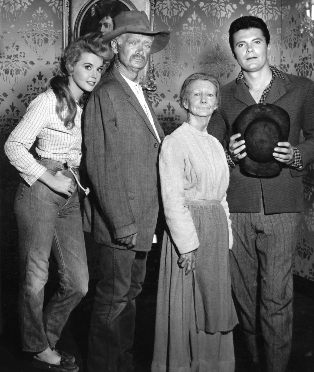 The secrets behind the popular show "The Beverly Hillbillies"