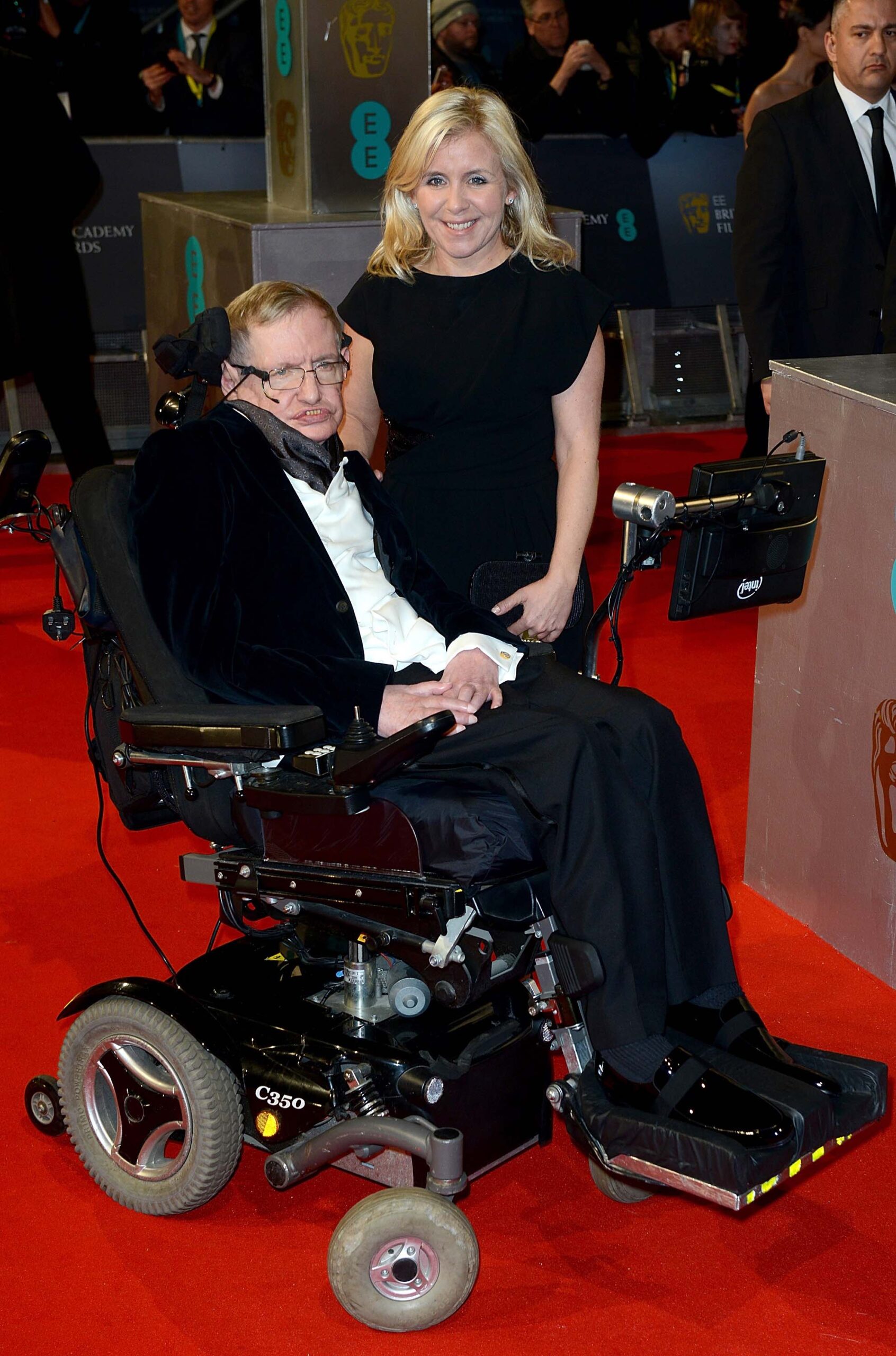Stephen Hawking’s daughter Lucy is all grown up – she is keeping his ...