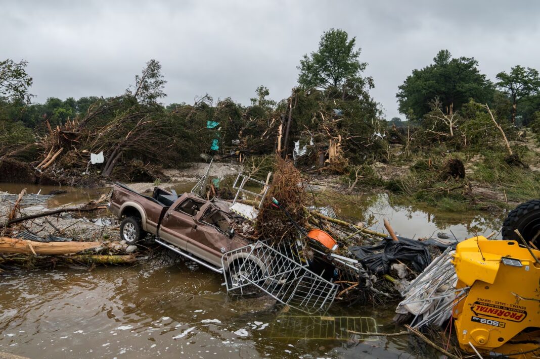 Terrifying video shows Texas flash floods surge 26 feet in just 45 ...