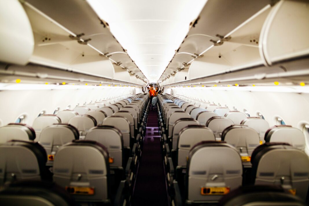 Flight attendant shares how common in-flight sex really is — and what ...